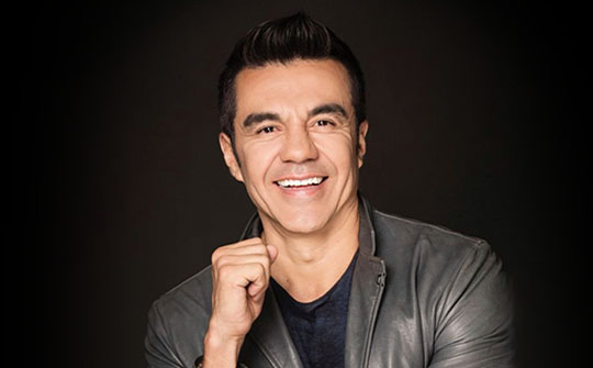 Adrián Uribe, protagonista de versión mexicana de Casados con Hijos de ...