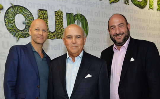 Somos Productions lanza serie basada en el fenómeno musical latino ...